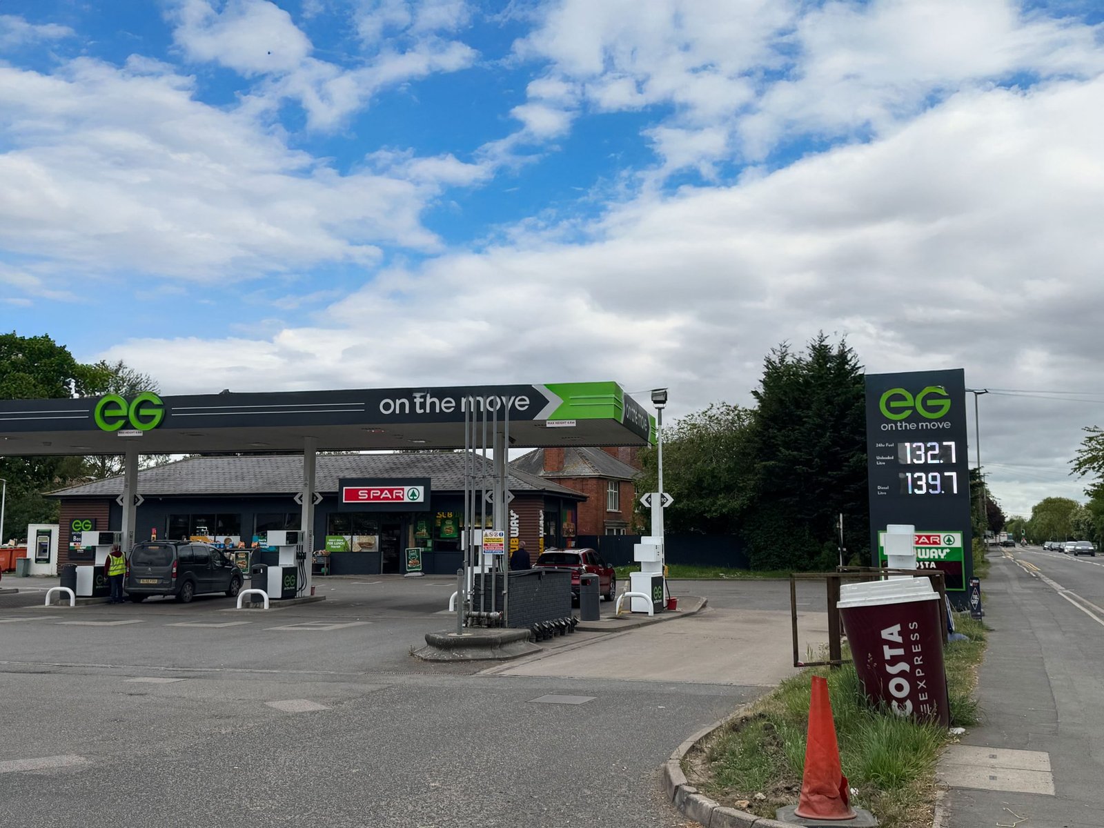 Applegreen Fuel Station Rebranded as ‘EG On The Move’ Following Major ...